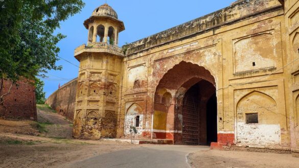 Where Past and Present Meet: The Story of Bahadurgarh Fort | India ...